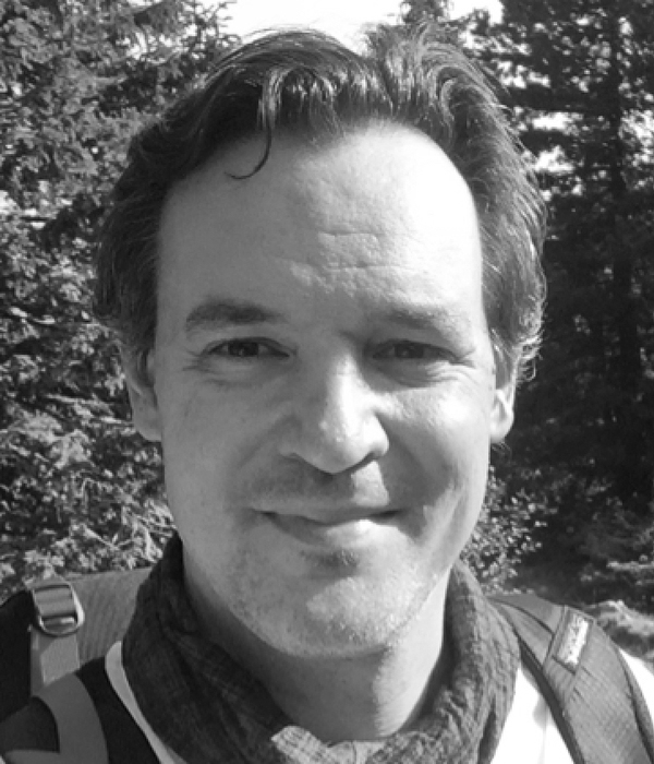 Peter Dezsenyi :: Igic